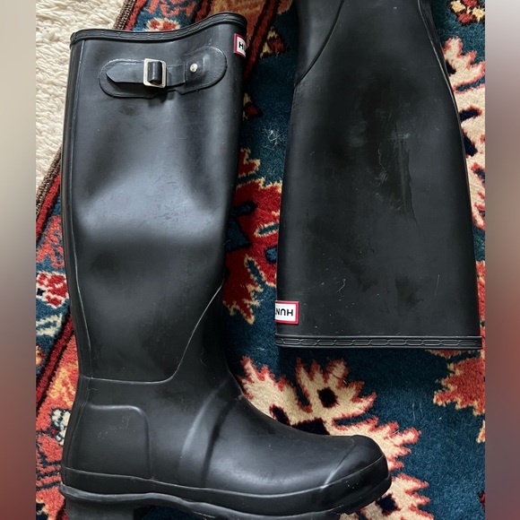 Hunter | Shoes | Hunter Black Tall Rain Boots M7 W8 Eu39 | Poshmark